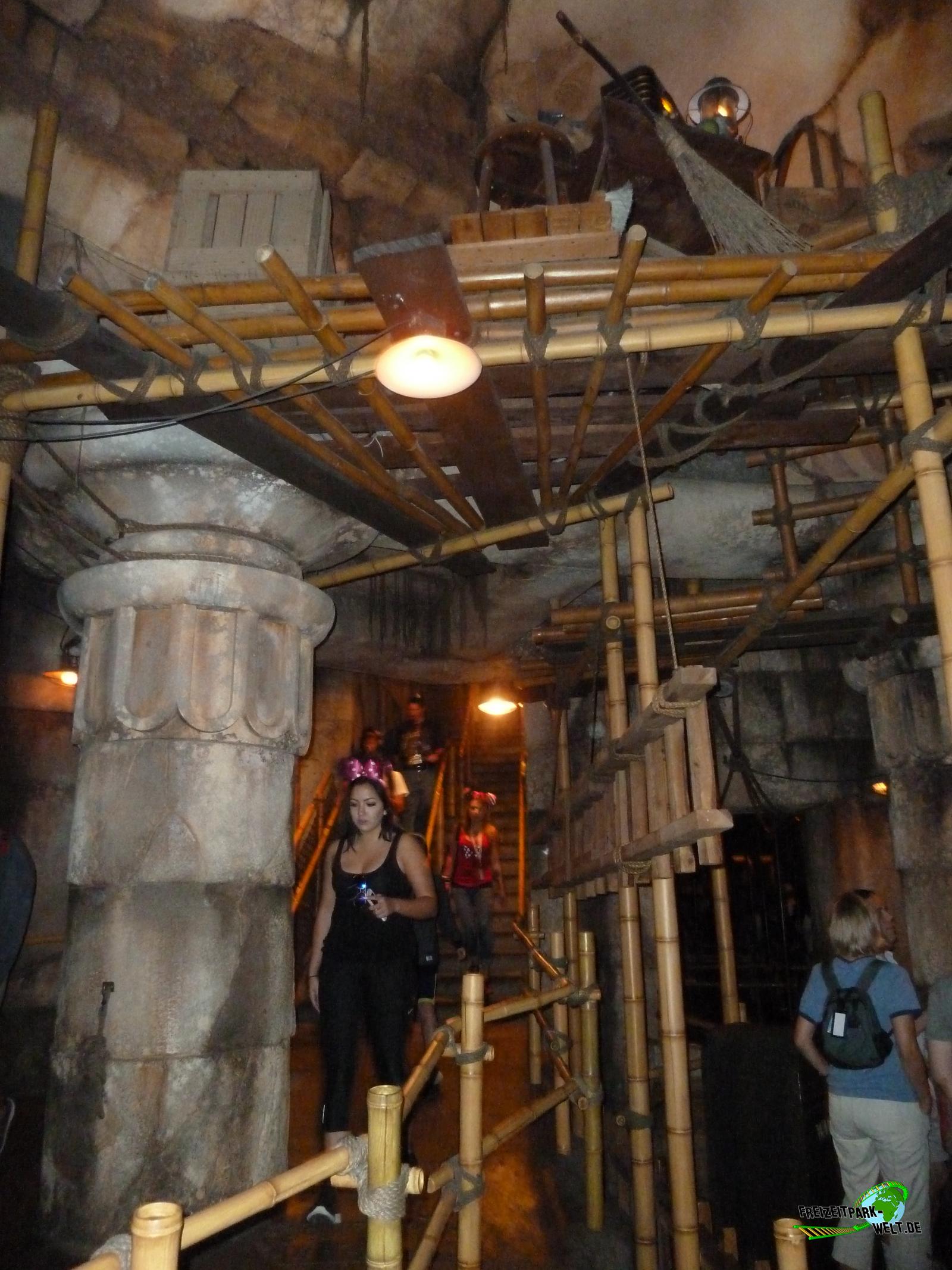 Indiana Jones Adventure - Disneyland Anaheim | Freizeitpark-Welt.de