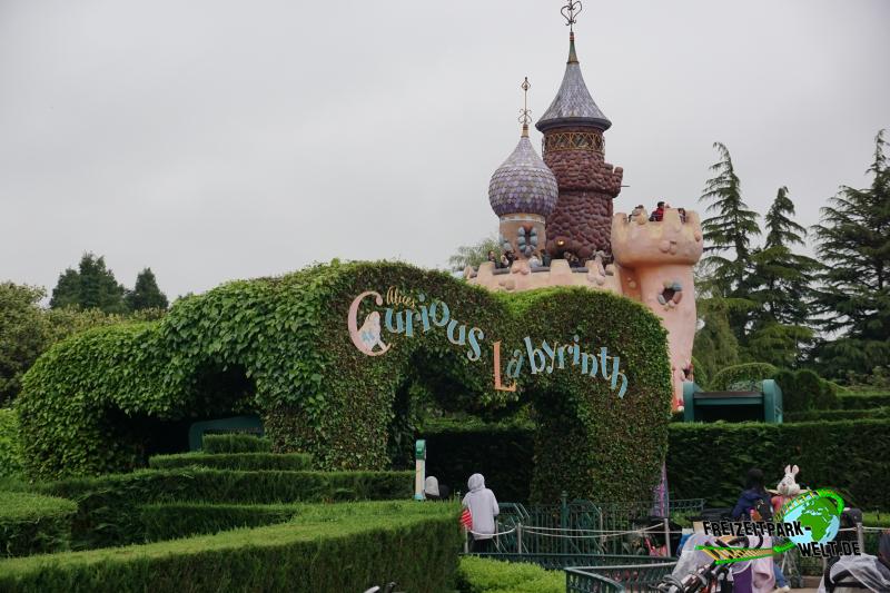 Alice's Curious Labyrinth - Disneyland Paris | Freizeitpark-Welt.de